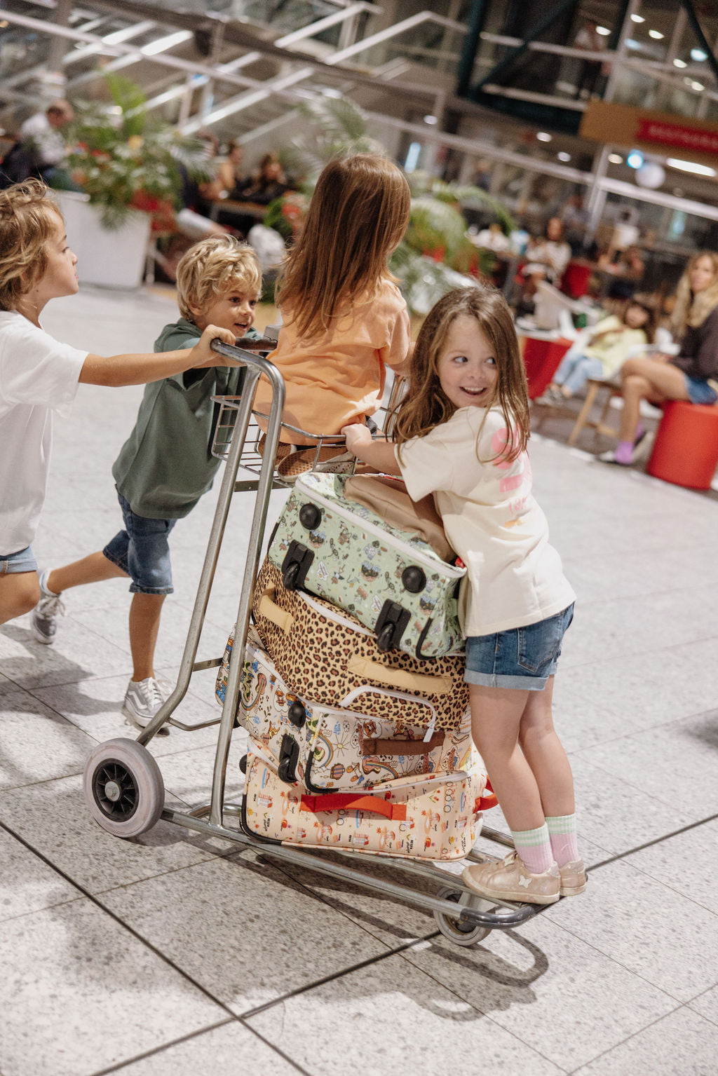 La Famille – Hello Hossy